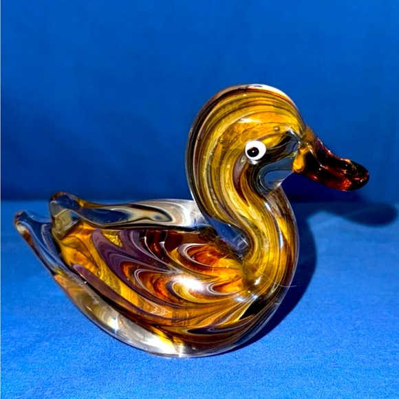 Dynasty Gallery | Art | Dynasty Gallery Brown Duck Paperweight Glass ...